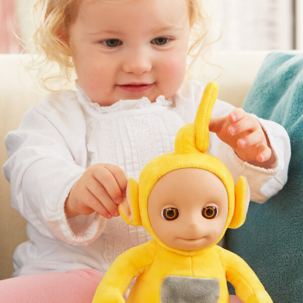 Talking Teletubby Laa-Laa Plush » Kids Toys n Gifts